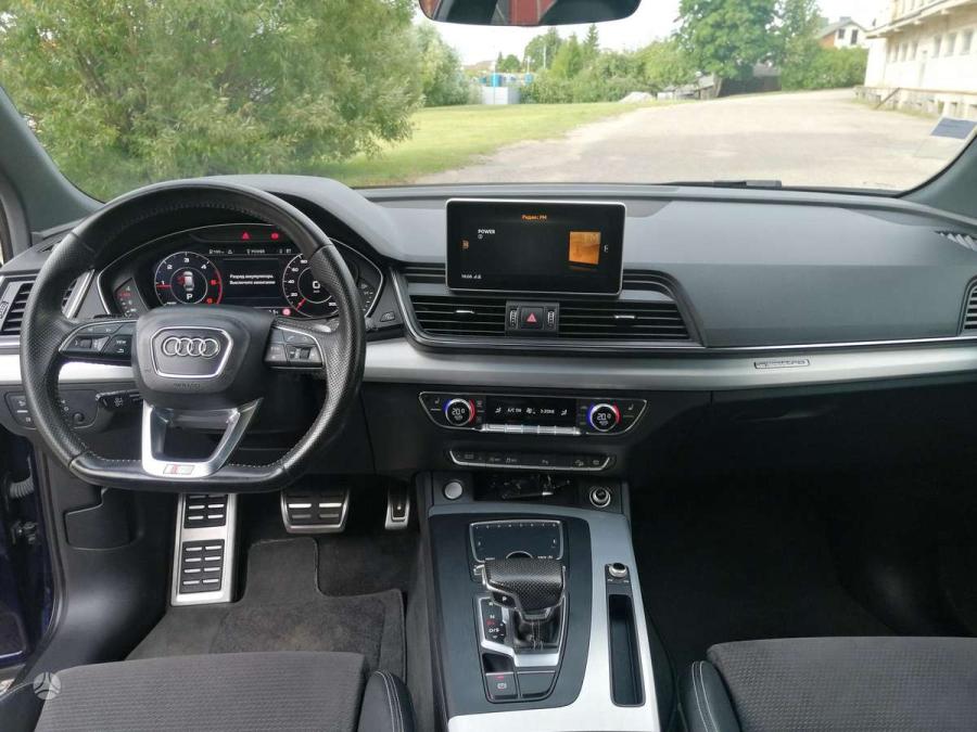 Blue Audi Q5 2018 in Utena, with an engine capacity of 2.00 L and mileage of 275 thousand km for 20900 €, photo 17 on AUTOMOTO.COM.LV