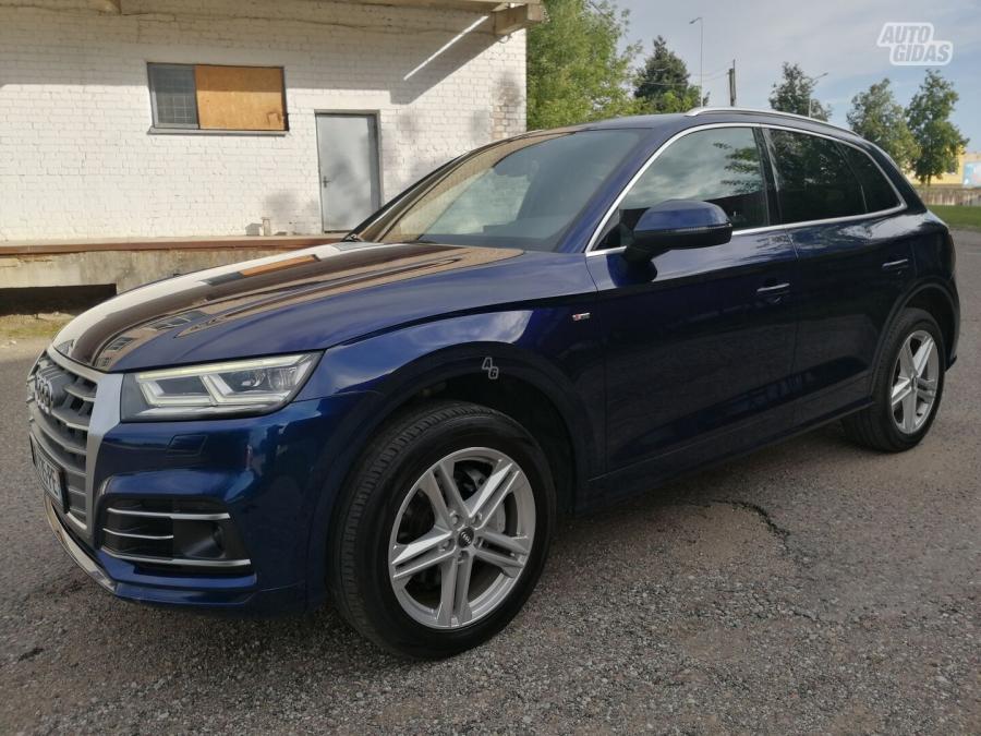 Blue Audi Q5 2018 in Utena, with an engine capacity of 2.00 L and mileage of 275 thousand km for 20500 €, photo 3 on AUTOMOTO.COM.LV