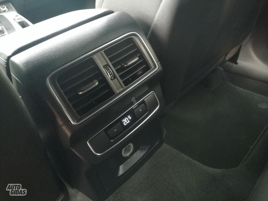 Blue Audi Q5 2018 in Utena, with an engine capacity of 2.00 L and mileage of 275 thousand km for 20500 €, photo 13 on AUTOMOTO.COM.LV