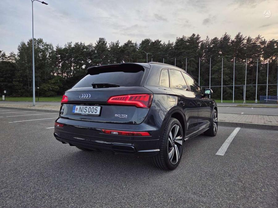 Zils Audi Q5 2018 Viļņa, ar dzinēja tilpumu 3.00 L un nobraukumu 222 tūkst. km par 22750 €, foto 8 vietnē AUTOMOTO.COM.LV