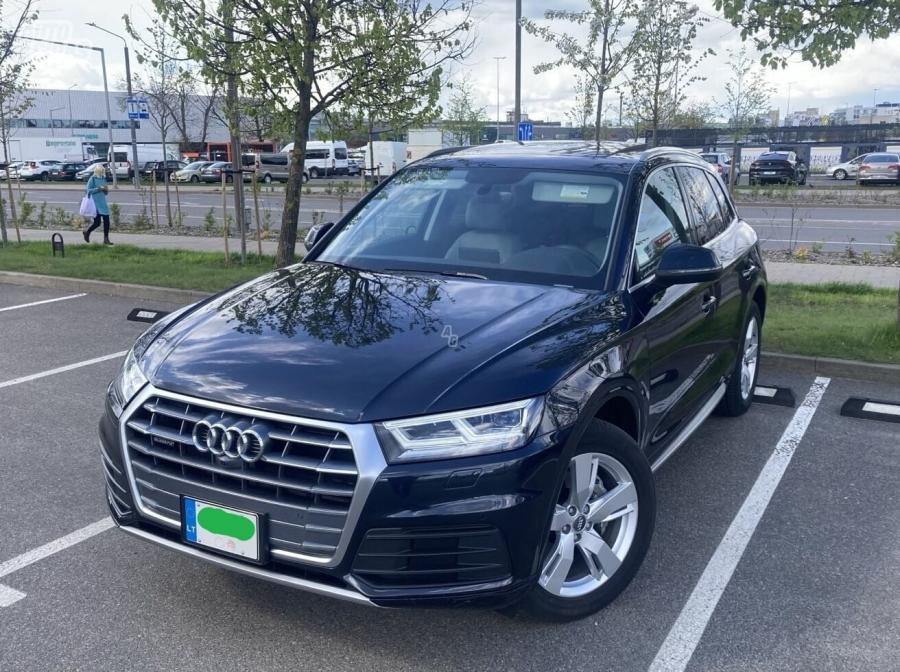 Blue Audi Q5 2019 in Vilnius, with an engine capacity of 2.00 L and mileage of 58 thousand km for 25000 €, photo 1 on AUTOMOTO.COM.LV