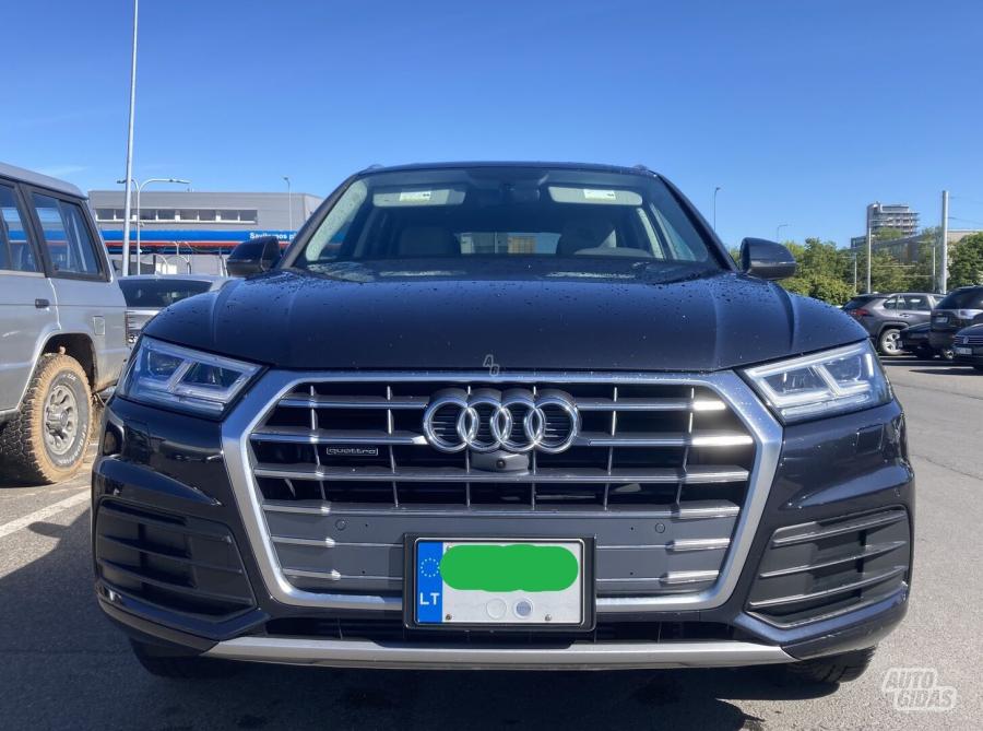 Blue Audi Q5 2019 in Vilnius, with an engine capacity of 2.00 L and mileage of 58 thousand km for 25000 €, photo 2 on AUTOMOTO.COM.LV