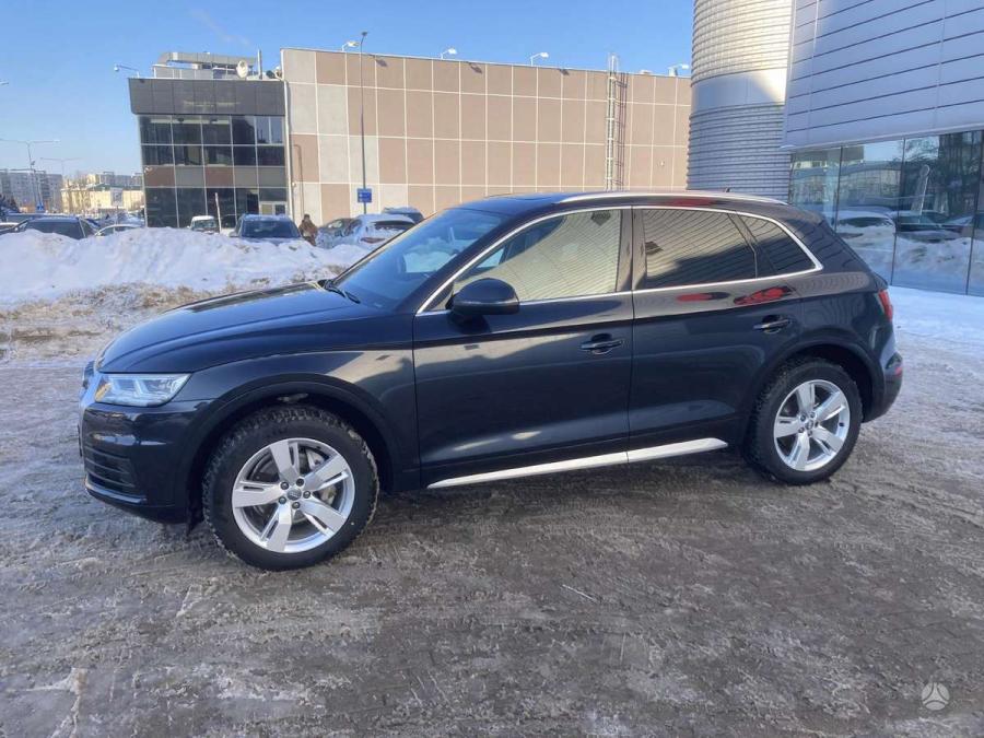 Blue Audi Q5 2019 in Vilnius, with an engine capacity of 2.00 L and mileage of 60 thousand km for 24900 €, photo 7 on AUTOMOTO.COM.LV