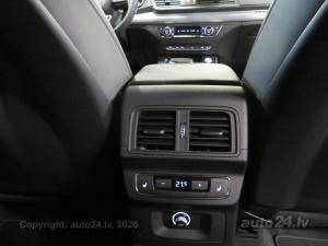 Zils Audi Q5 2019 Tallina, ar dzinēja tilpumu 2.00 L un nobraukumu 67 tūkst. km par 26000 €, foto 7 vietnē AUTOMOTO.COM.LV