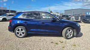 Blue Audi Q5 2019 in Kaunas, with an engine capacity of 1.97 L and mileage of 202 thousand km for 22950 €, photo 5 on AUTOMOTO.COM.LV