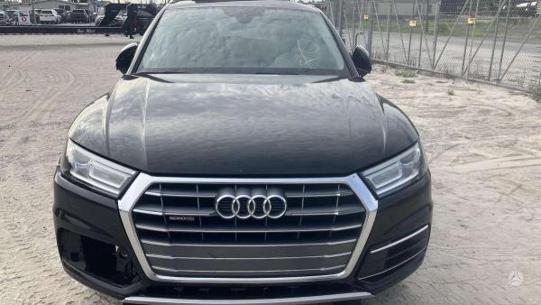 Blue Audi Q5 2019 in Vilnius, with an engine capacity of 1.98 L and mileage of 190 thousand km for 7950 €, photo 3 on AUTOMOTO.COM.LV