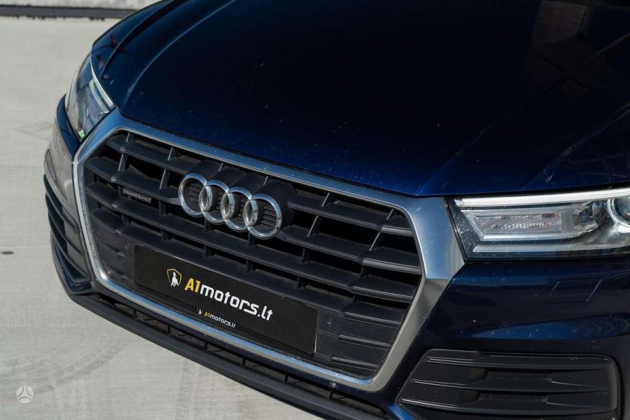 Blue Audi Q5 2019 in Vilnius, with an engine capacity of 1.98 L and mileage of 172 thousand km for 21950 €, photo 5 on AUTOMOTO.COM.LV