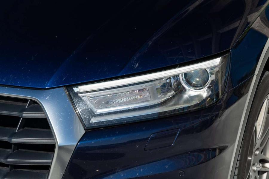 Blue Audi Q5 2019 in Vilnius, with an engine capacity of 1.98 L and mileage of 172 thousand km for 21950 €, photo 14 on AUTOMOTO.COM.LV