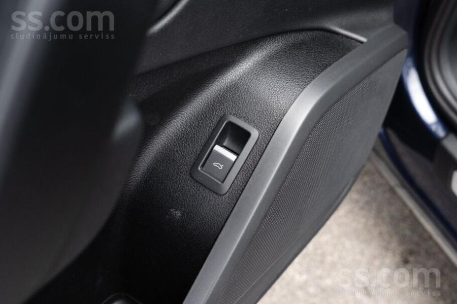 Zils Audi Q5 2019 Rīga, ar dzinēja tilpumu 2.00 L un nobraukumu 119 tūkst. km par 25500 €, foto 9 vietnē AUTOMOTO.COM.LV