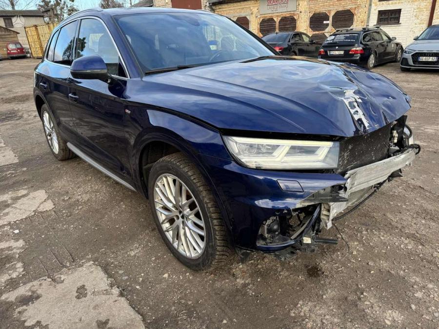 Blue Audi Q5 2020 in Kaunas, with an engine capacity of 1.97 L and mileage of 70 thousand km for 12950 €, photo 1 on AUTOMOTO.COM.LV