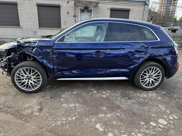 Blue Audi Q5 2020 in Kaunas, with an engine capacity of 1.97 L and mileage of 70 thousand km for 12950 €, photo 4 on AUTOMOTO.COM.LV