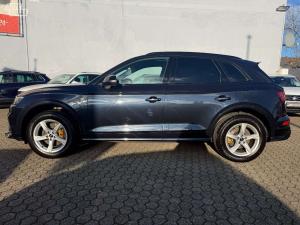 Zils Audi Q5 2020 Kauņa, ar dzinēja tilpumu 2.00 L un nobraukumu 84 tūkst. km par 29559 €, foto 2 vietnē AUTOMOTO.COM.LV