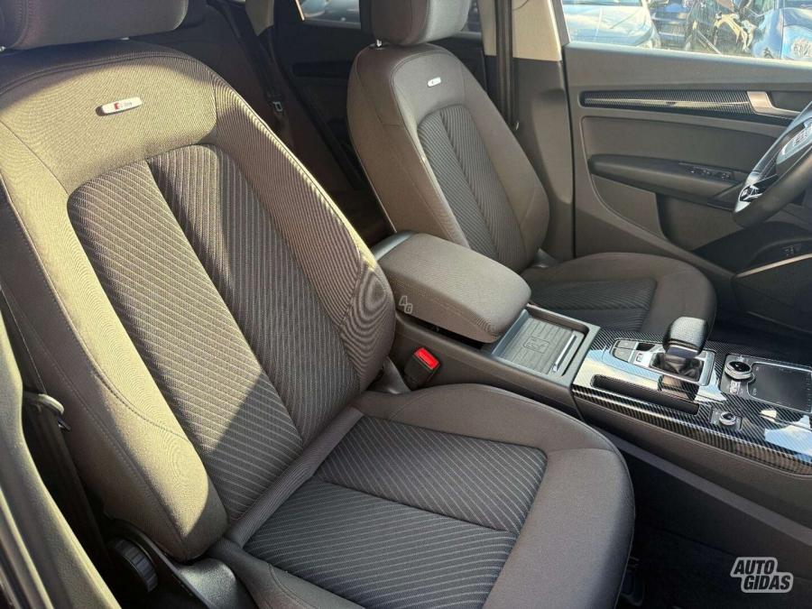 Zils Audi Q5 2020 Kauņa, ar dzinēja tilpumu 2.00 L un nobraukumu 84 tūkst. km par 29559 €, foto 13 vietnē AUTOMOTO.COM.LV
