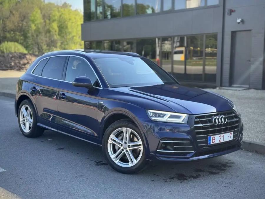 Blue Audi Q5 2020 in Jelgava, with an engine capacity of 2.00 L and mileage of 232 thousand km for 22500 €, photo 6 on AUTOMOTO.COM.LV