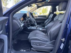 Blue Audi Q5 2020 in Jelgava, with an engine capacity of 2.00 L and mileage of 232 thousand km for 22500 €, photo 11 on AUTOMOTO.COM.LV