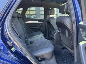 Blue Audi Q5 2020 in Jelgava, with an engine capacity of 2.00 L and mileage of 232 thousand km for 22500 €, photo 13 on AUTOMOTO.COM.LV