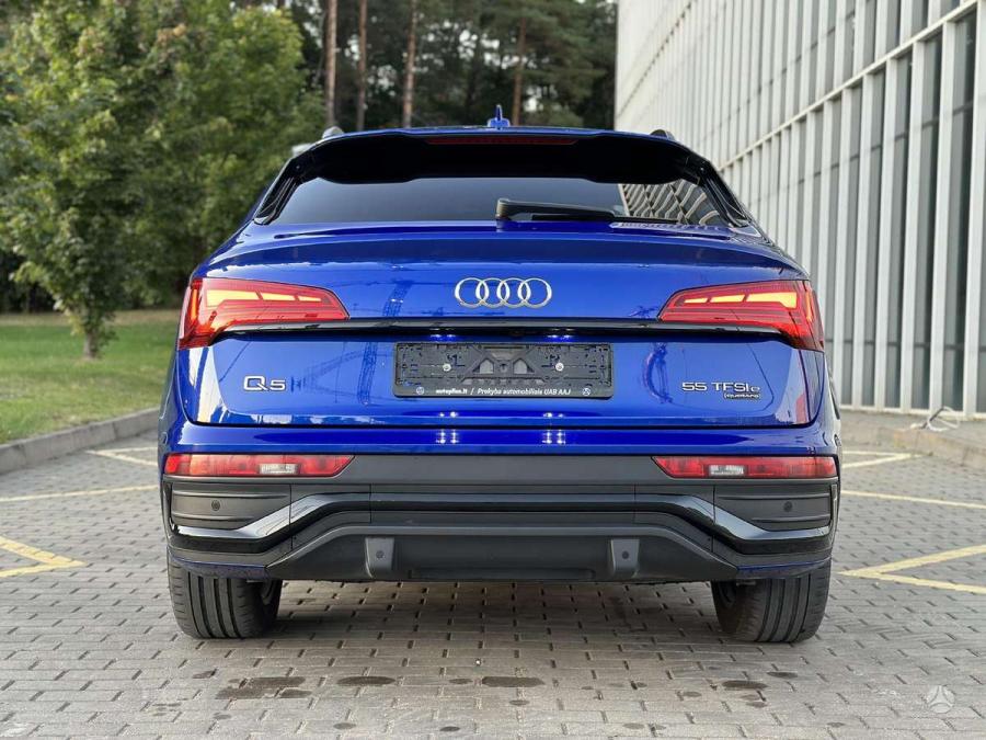 Zils Audi Q5 2021 Viļņa, ar dzinēja tilpumu 1.98 L un nobraukumu 141 tūkst. km par 35999 €, foto 5 vietnē AUTOMOTO.COM.LV