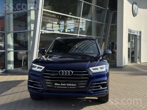 Blue Audi Q5 2021 in Valmiera, with an engine capacity of 2.00 L and mileage of 94 thousand km for 30900 €, photo 3 on AUTOMOTO.COM.LV