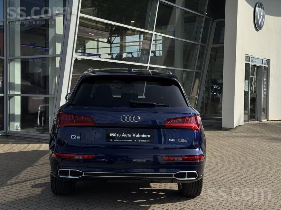 Blue Audi Q5 2021 in Valmiera, with an engine capacity of 2.00 L and mileage of 94 thousand km for 30900 €, photo 6 on AUTOMOTO.COM.LV