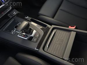 Blue Audi Q5 2021 in Valmiera, with an engine capacity of 2.00 L and mileage of 94 thousand km for 30900 €, photo 16 on AUTOMOTO.COM.LV