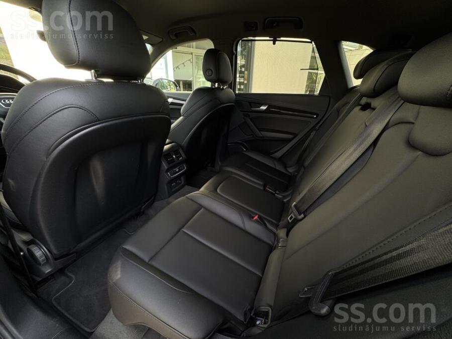 Blue Audi Q5 2021 in Valmiera, with an engine capacity of 2.00 L and mileage of 94 thousand km for 30900 €, photo 19 on AUTOMOTO.COM.LV