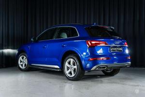 Zils Audi Q5 2021 Viļņa, ar dzinēja tilpumu 1.98 L un nobraukumu 88 tūkst. km par 25000 €, foto 7 vietnē AUTOMOTO.COM.LV