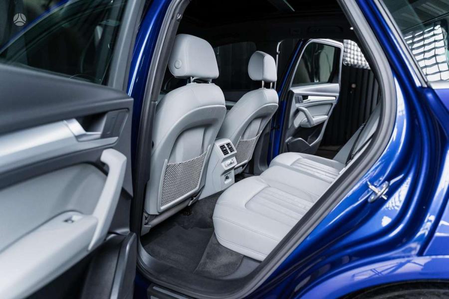 Zils Audi Q5 2021 Viļņa, ar dzinēja tilpumu 1.98 L un nobraukumu 88 tūkst. km par 25000 €, foto 33 vietnē AUTOMOTO.COM.LV