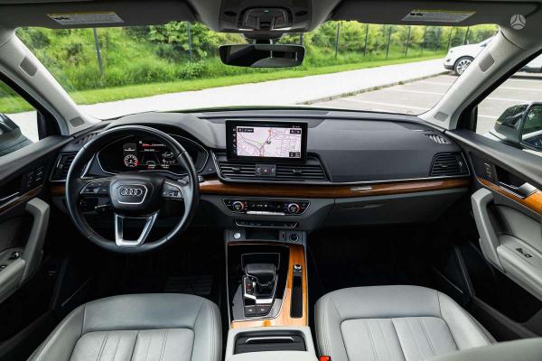 Blue Audi Q5 2021 in Vilnius, with an engine capacity of 1.98 L and mileage of 68 thousand km for 28950 €, photo 8 on AUTOMOTO.COM.LV