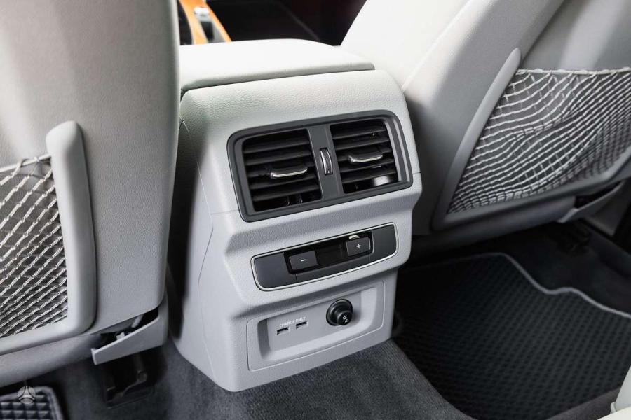 Zils Audi Q5 2021 Viļņa, ar dzinēja tilpumu 1.98 L un nobraukumu 68 tūkst. km par 28950 €, foto 19 vietnē AUTOMOTO.COM.LV