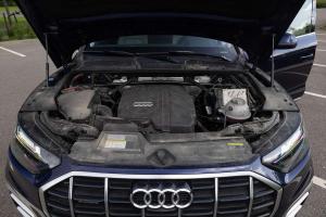 Zils Audi Q5 2021 Viļņa, ar dzinēja tilpumu 1.98 L un nobraukumu 68 tūkst. km par 28950 €, foto 24 vietnē AUTOMOTO.COM.LV