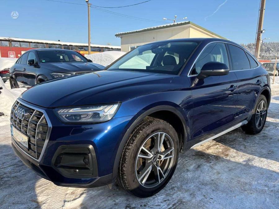 Zils Audi Q5 2022 Viļņa, ar dzinēja tilpumu 2.00 L un nobraukumu 64 tūkst. km par 34200 €, foto 1 vietnē AUTOMOTO.COM.LV