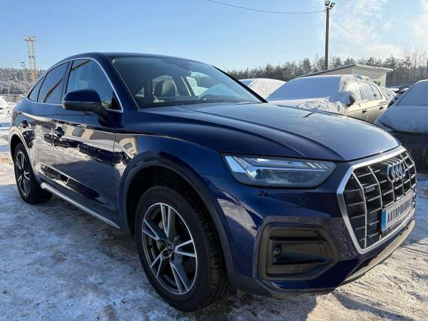 Blue Audi Q5 2022 in Vilnius, with an engine capacity of 2.00 L and mileage of 64 thousand km for 34200 €, photo 4 on AUTOMOTO.COM.LV