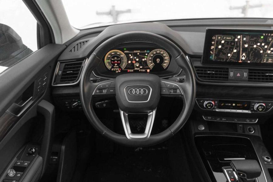 Blue Audi Q5 2022 in Vilnius, with an engine capacity of 2.00 L and mileage of 64 thousand km for 38000 €, photo 8 on AUTOMOTO.COM.LV