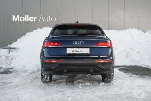 Blue Audi Q5 2022 in Vilnius, with an engine capacity of 2.00 L and mileage of 64 thousand km for 38000 €, photo 5 on AUTOMOTO.COM.LV