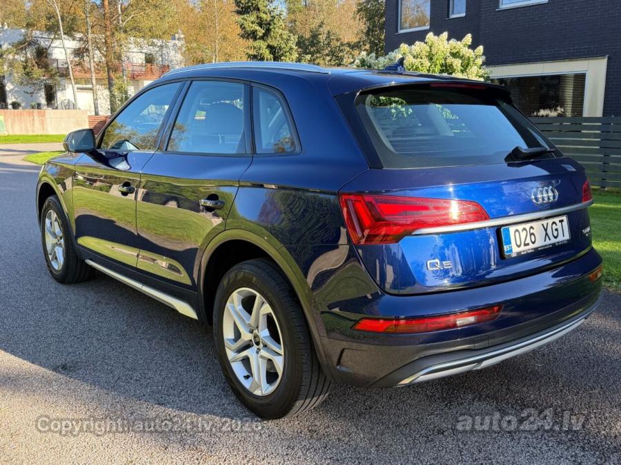 Zils Audi Q5 2022 Tallina, ar dzinēja tilpumu 3.00 L un nobraukumu 74 tūkst. km par 35999 €, foto 2 vietnē AUTOMOTO.COM.LV