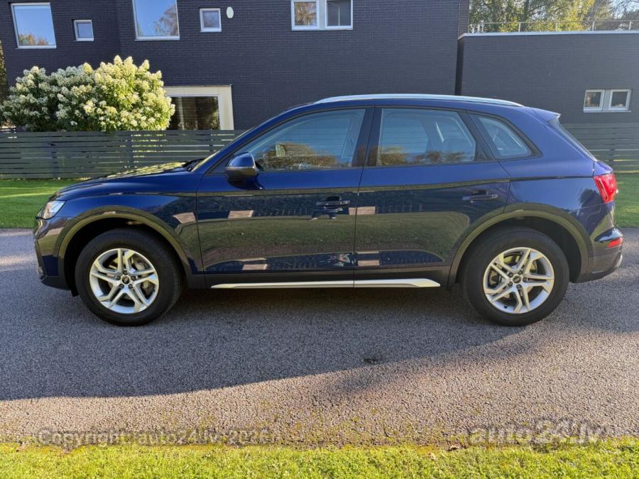 Zils Audi Q5 2022 Tallina, ar dzinēja tilpumu 3.00 L un nobraukumu 74 tūkst. km par 35999 €, foto 6 vietnē AUTOMOTO.COM.LV