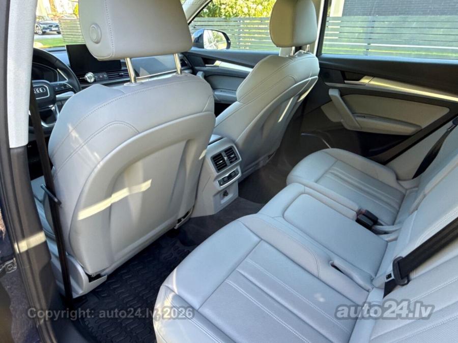 Zils Audi Q5 2022 Tallina, ar dzinēja tilpumu 3.00 L un nobraukumu 74 tūkst. km par 35999 €, foto 16 vietnē AUTOMOTO.COM.LV