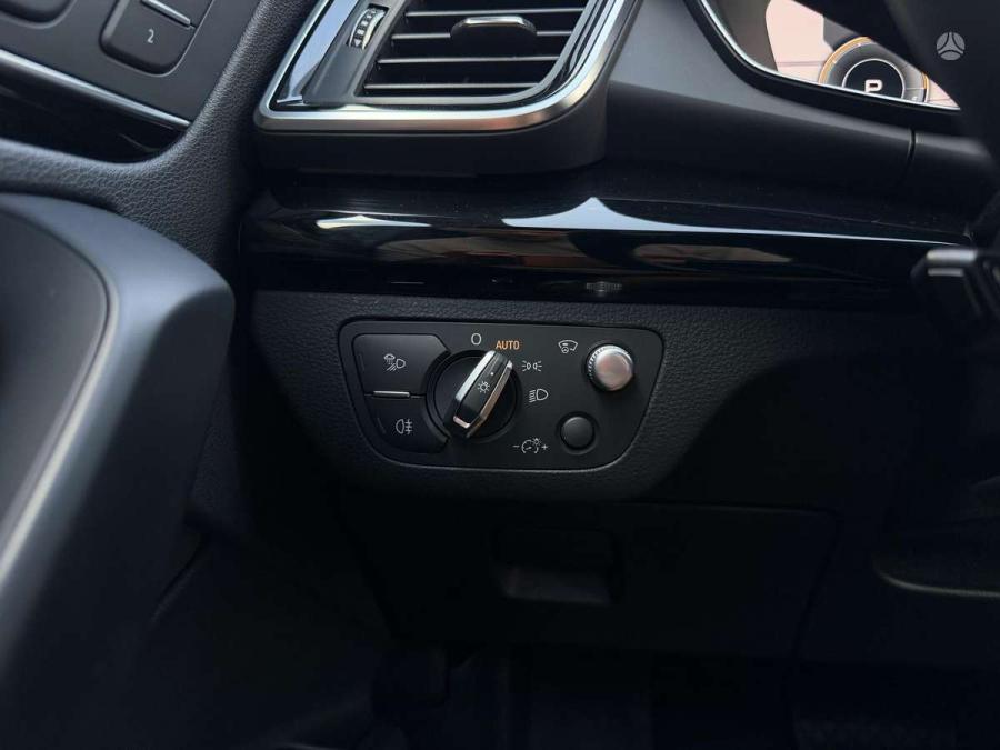 Zils Audi Q5 2022 Šauļi, ar dzinēja tilpumu 1.98 L un nobraukumu 174 tūkst. km par 31990 €, foto 23 vietnē AUTOMOTO.COM.LV