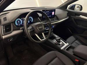 Blue Audi Q5 2022 in Marijampole, with an engine capacity of 1.98 L and mileage of 164 thousand km for 32850 €, photo 3 on AUTOMOTO.COM.LV