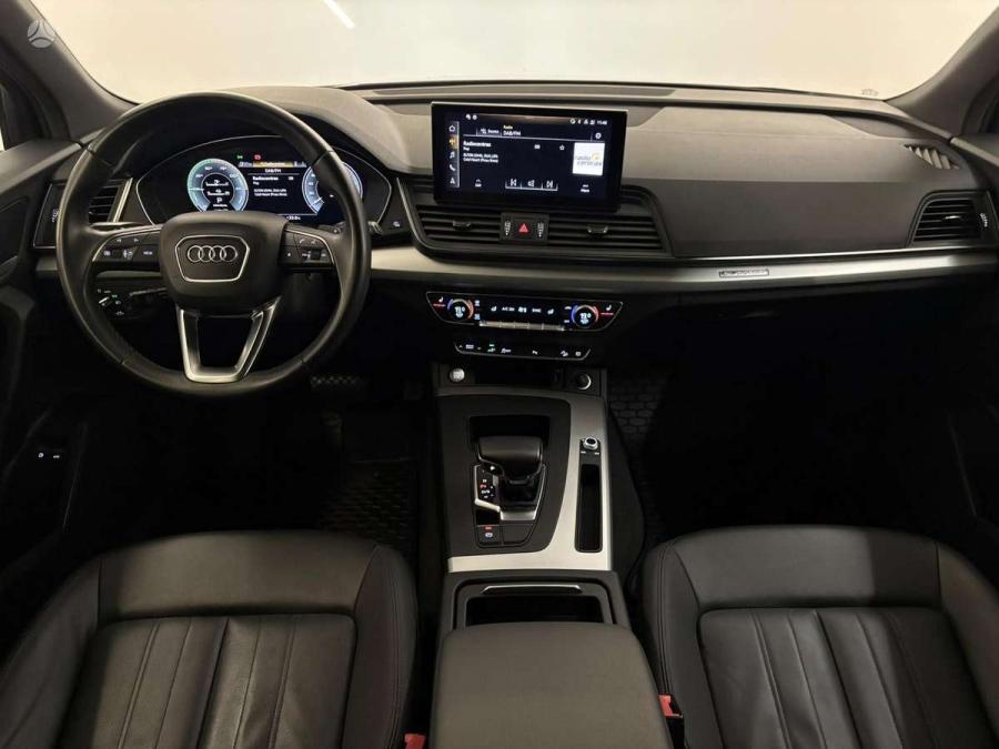 Blue Audi Q5 2022 in Marijampole, with an engine capacity of 1.98 L and mileage of 164 thousand km for 32850 €, photo 20 on AUTOMOTO.COM.LV