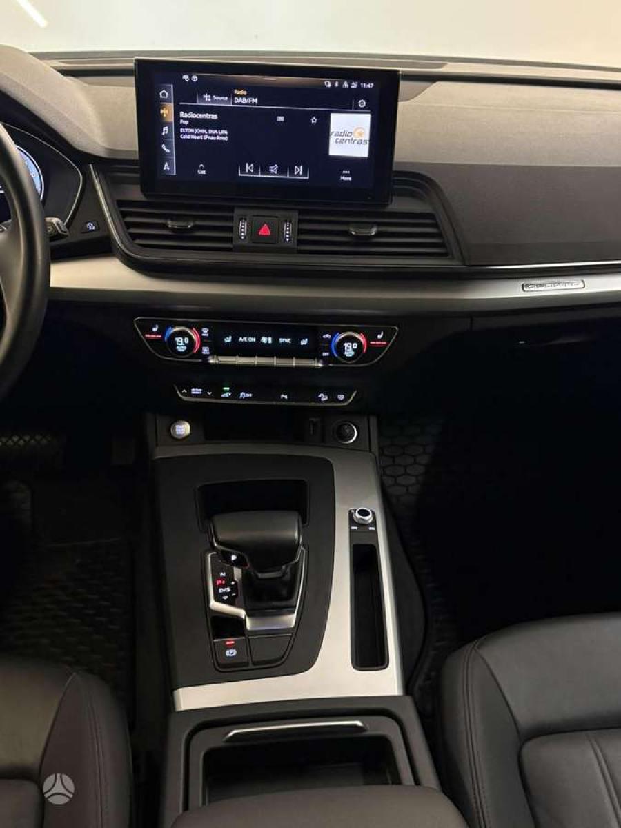 Blue Audi Q5 2022 in Marijampole, with an engine capacity of 1.98 L and mileage of 164 thousand km for 32850 €, photo 25 on AUTOMOTO.COM.LV