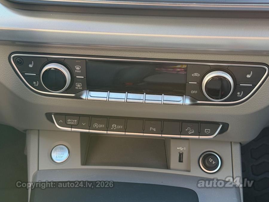 Zils Audi Q5 2022 Tallina, ar dzinēja tilpumu 3.00 L un nobraukumu 75 tūkst. km par 33490 €, foto 18 vietnē AUTOMOTO.COM.LV