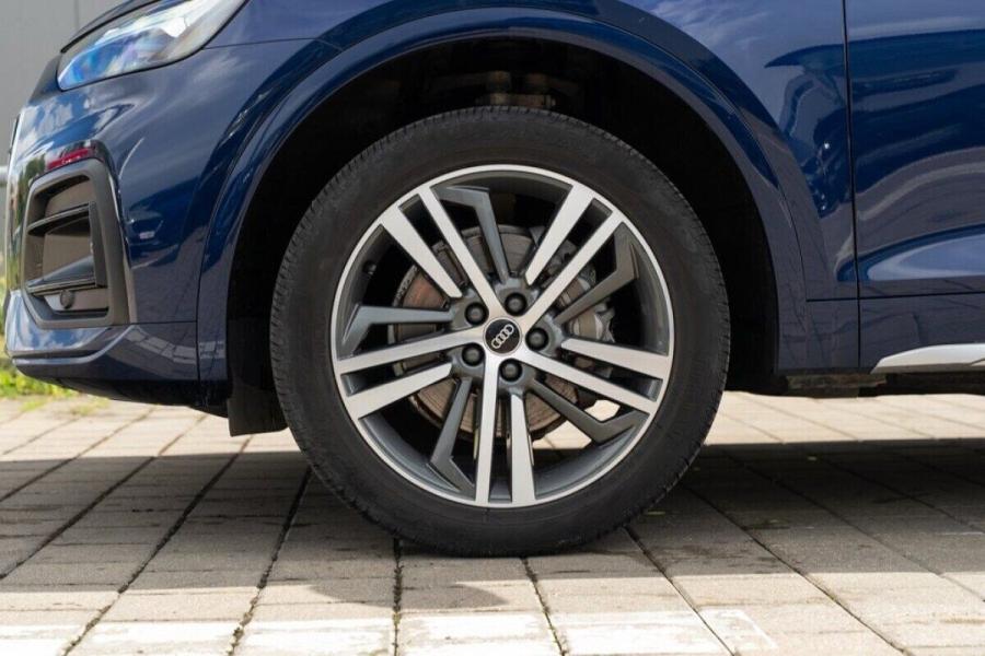 Zils Audi Q5 2022 Viļņa, ar dzinēja tilpumu 2.00 L un nobraukumu 106 tūkst. km par 34050 €, foto 4 vietnē AUTOMOTO.COM.LV