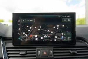 Zils Audi Q5 2022 Viļņa, ar dzinēja tilpumu 2.00 L un nobraukumu 106 tūkst. km par 34050 €, foto 19 vietnē AUTOMOTO.COM.LV