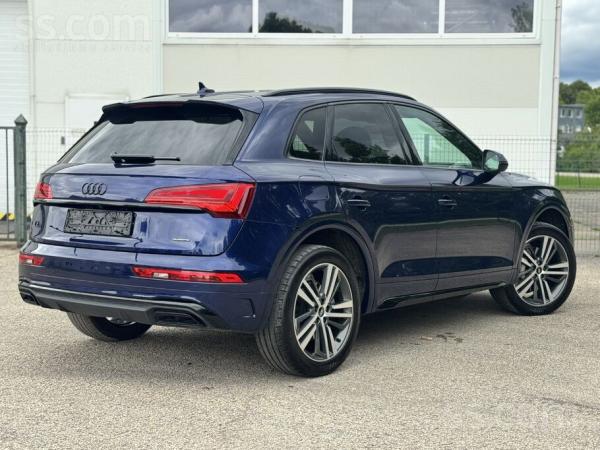 Blue Audi Q5 2023 in Tukums, with an engine capacity of 2.00 L and mileage of 121 thousand km for 33390 €, photo 3 on AUTOMOTO.COM.LV