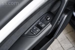 Zils Audi Q5 2024 Rīga, ar dzinēja tilpumu 2.00 L un nobraukumu 26 tūkst. km par 44850 €, foto 8 vietnē AUTOMOTO.COM.LV