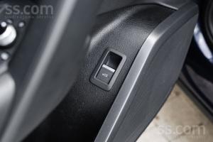 Zils Audi Q5 2024 Rīga, ar dzinēja tilpumu 2.00 L un nobraukumu 26 tūkst. km par 44850 €, foto 9 vietnē AUTOMOTO.COM.LV