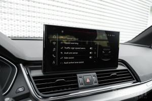 Zils Audi Q5 2024 Rīga, ar dzinēja tilpumu 2.00 L un nobraukumu 26 tūkst. km par 44850 €, foto 23 vietnē AUTOMOTO.COM.LV