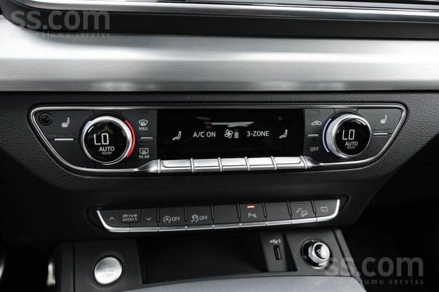 Zils Audi Q5 2024 Rīga, ar dzinēja tilpumu 2.00 L un nobraukumu 26 tūkst. km par 44850 €, foto 26 vietnē AUTOMOTO.COM.LV