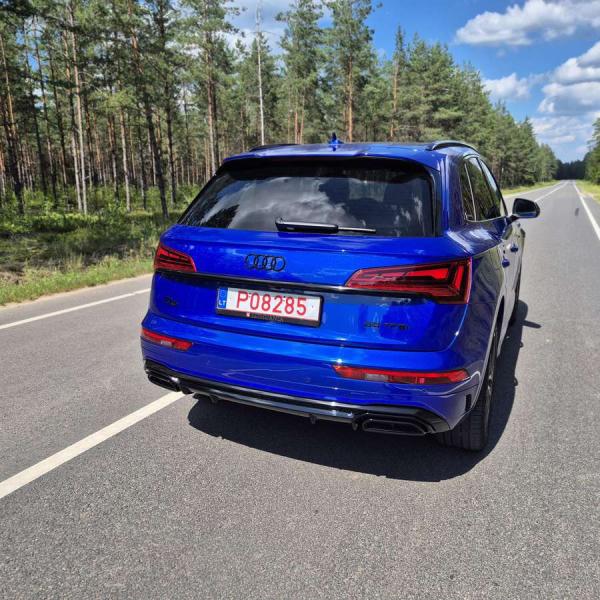Blue Audi Q5 2024 in Kazlu Ruda, with an engine capacity of 1.98 L and mileage of 29 thousand km for 36000 €, photo 3 on AUTOMOTO.COM.LV